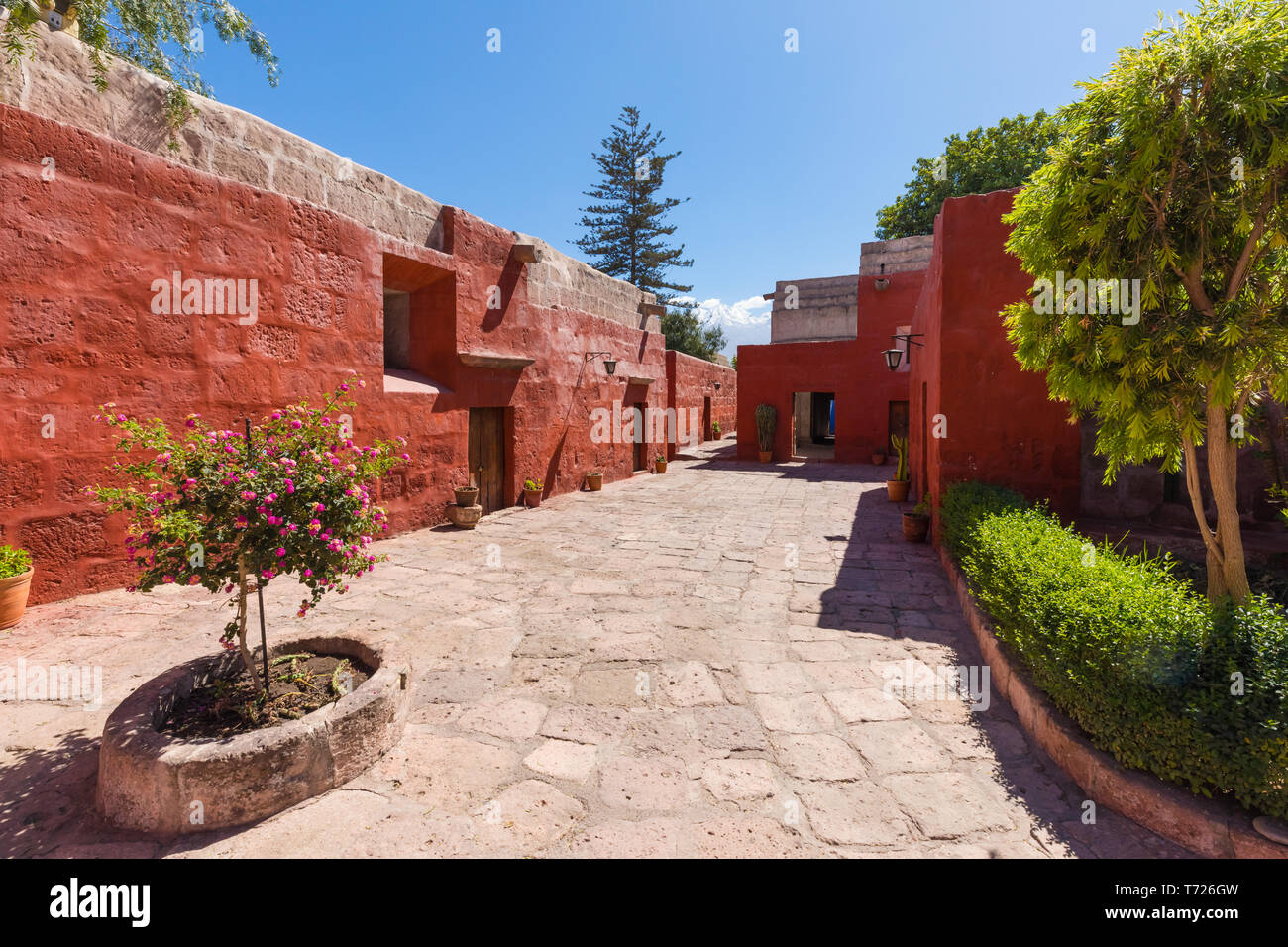 interior paths Santa Catalaina monastery Arequipa Stock Photo - Alamy
