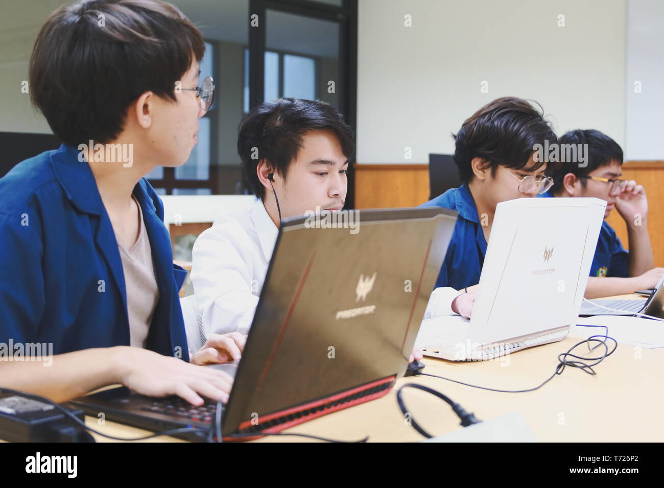 Groups of Thai Computer Engineering students at Assumption University ...