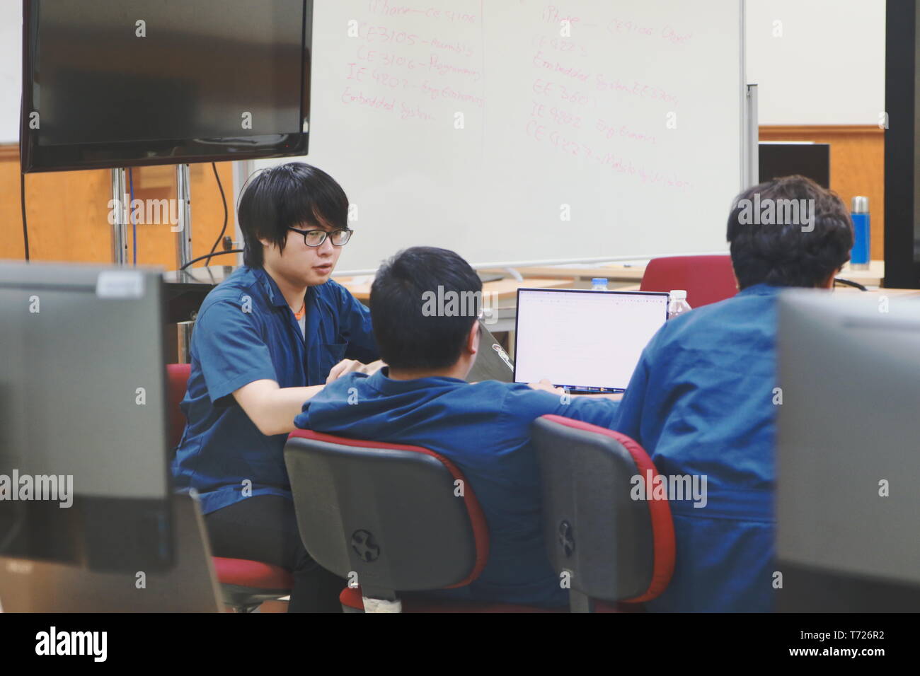 Groups of Thai Computer Engineering students at Assumption University ...