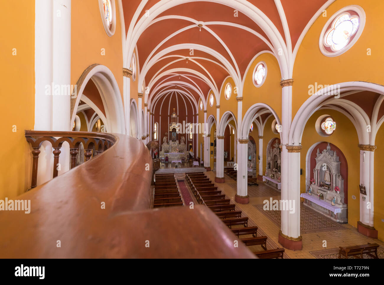 Modern Catholic Church Interior High Resolution Stock Photography and ...