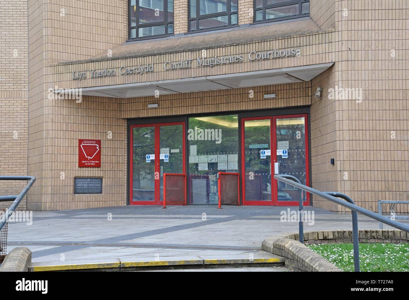 Cardiff magistrates court hi-res stock photography and images - Alamy