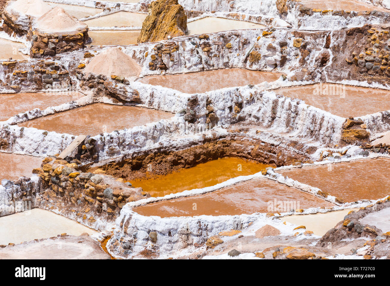 saltpans of Moray Peru collection basins Stock Photo - Alamy