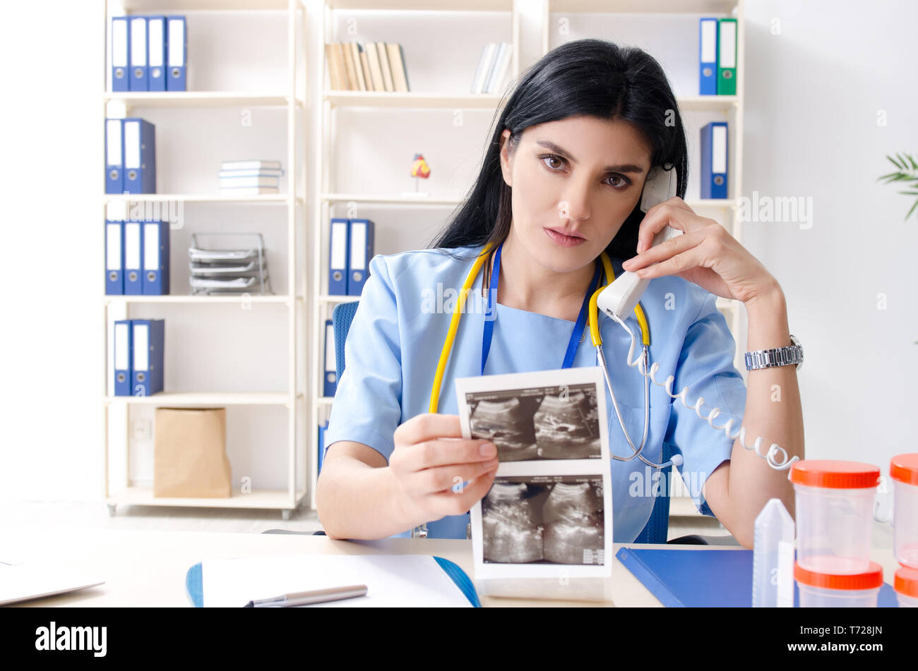 Female doctor gynecologist working in the clinic Stock Photo - Alamy