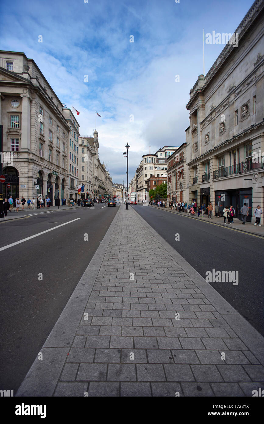 Exterior and interiors of Science Museum in London Stock Photo - Alamy