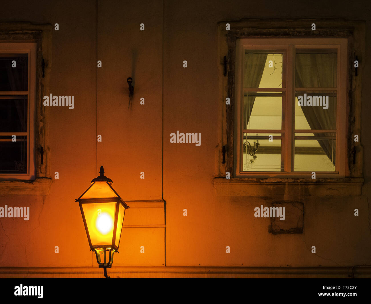 Light of windows hi-res stock photography and images - Alamy