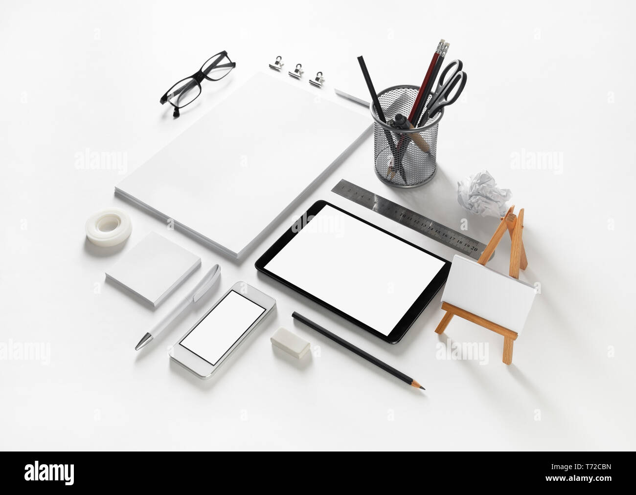 Stationery display hi-res stock photography and images - Alamy
