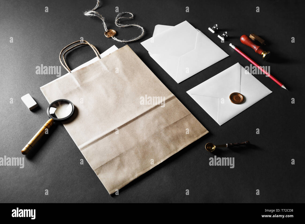 Classic stationery hi-res stock photography and images - Alamy