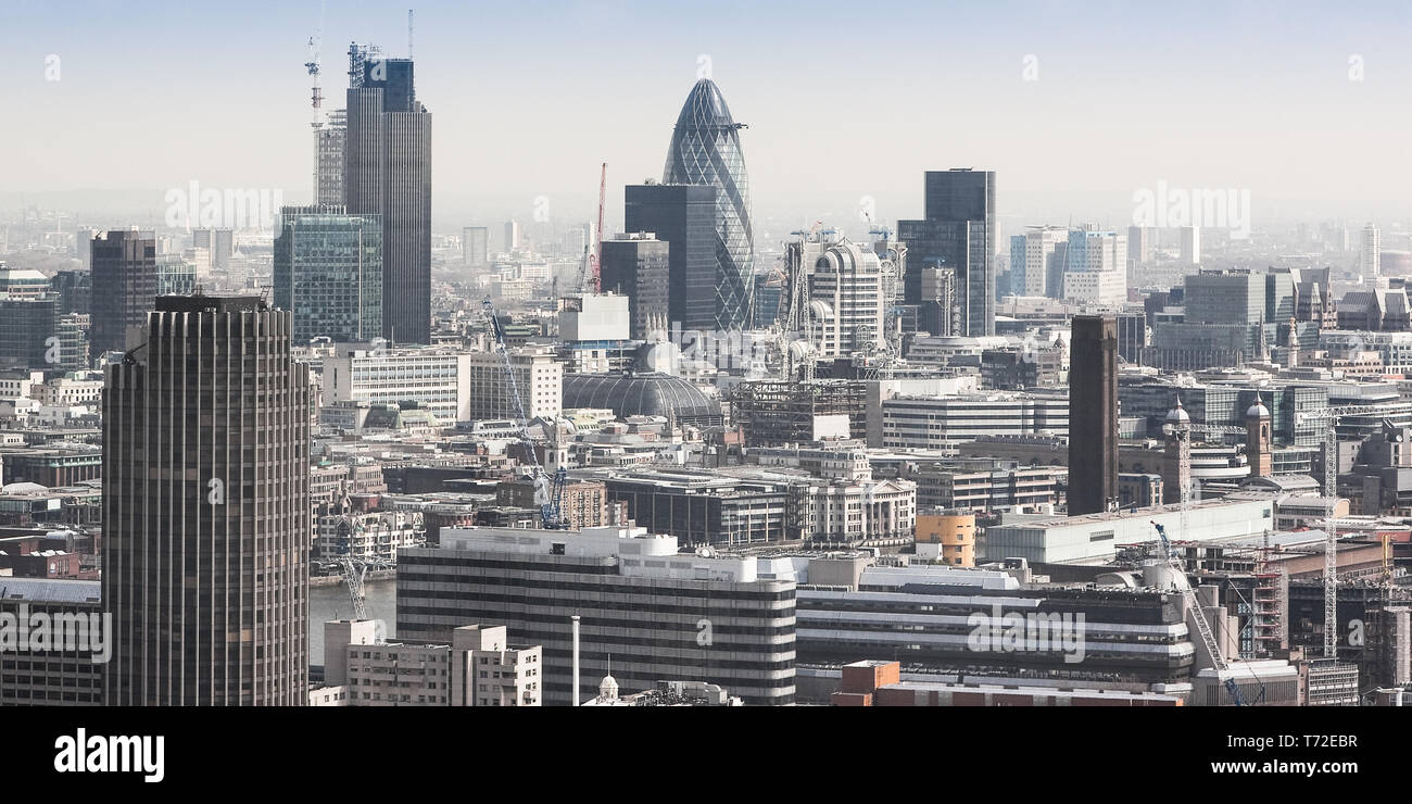The gherkin architecture hi-res stock photography and images - Alamy