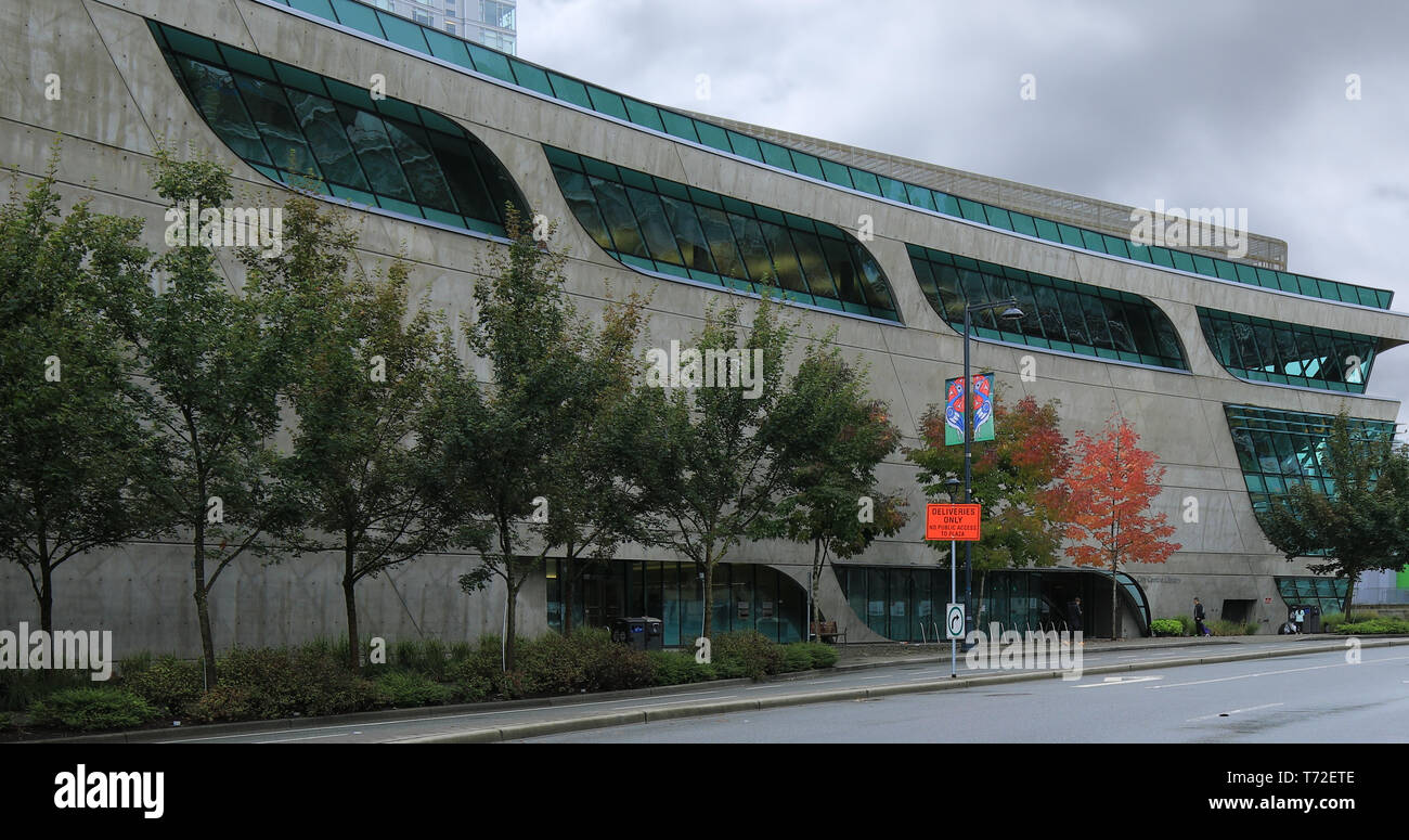 The City Central Library in Surrey, British Columbia Stock Photo - Alamy