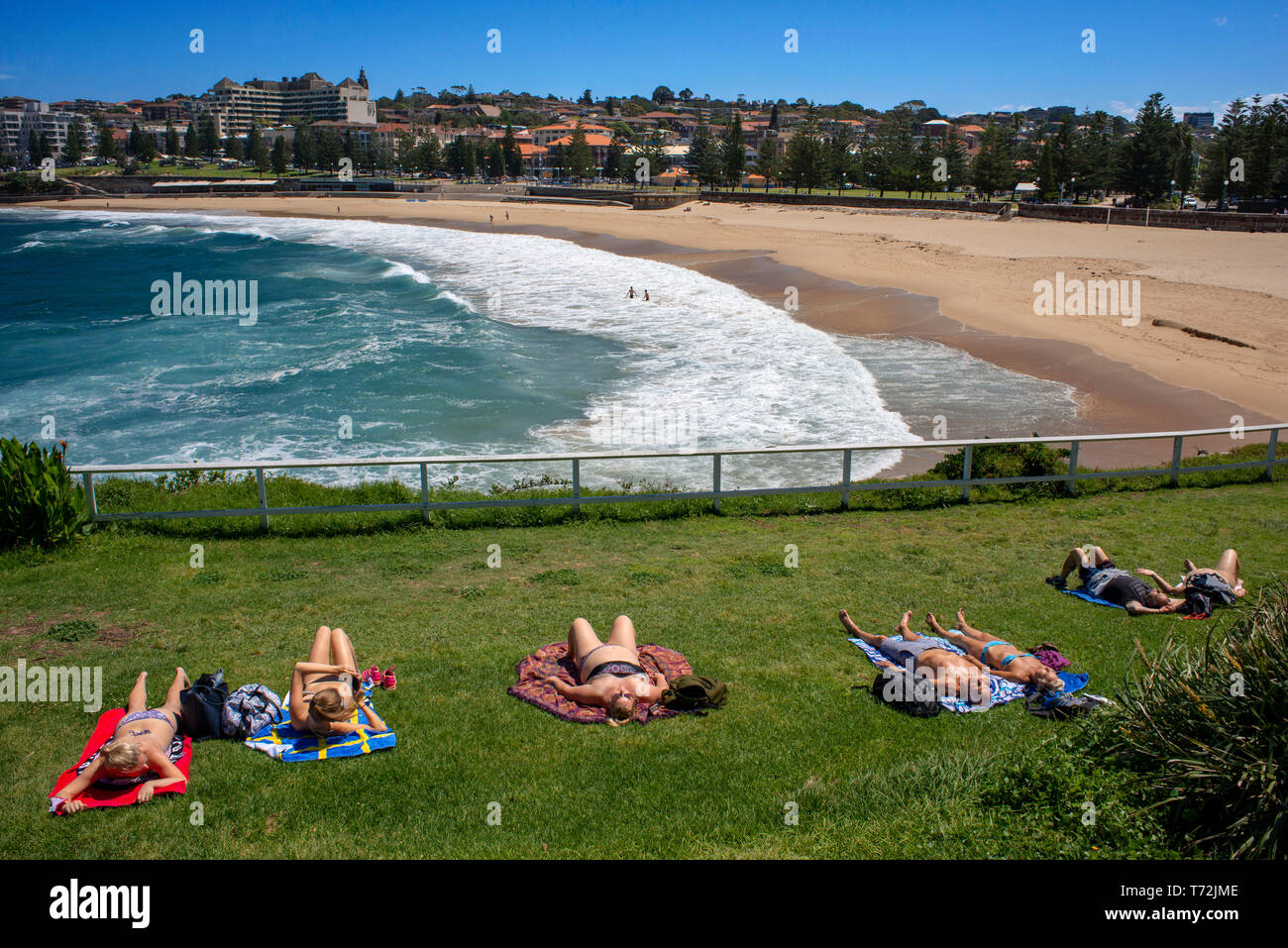 Sunbath hi-res stock photography and images - Alamy
