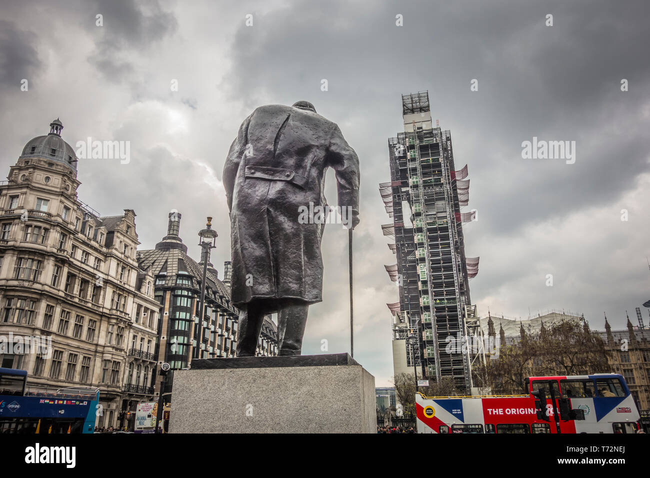 Queen elizabeth tower hi-res stock photography and images - Alamy