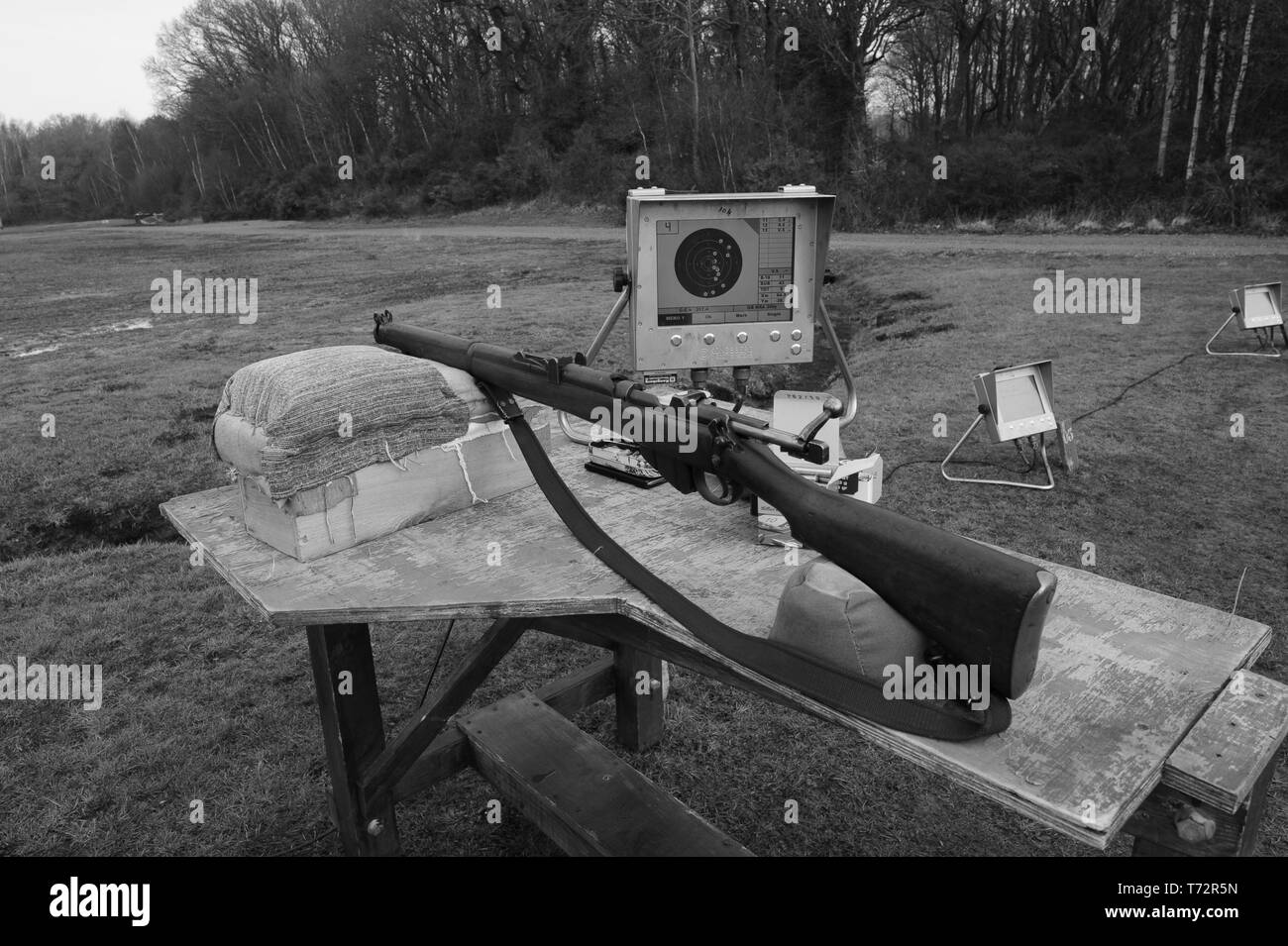 Electronic target hi-res stock photography and images - Alamy