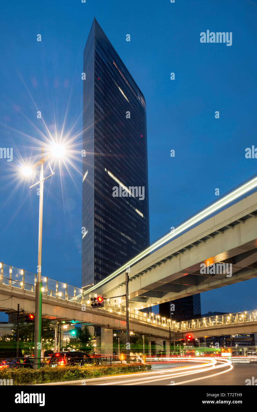 Dentsu Building in Shiodome, Tokyo, Japan Stock Photo - Alamy
