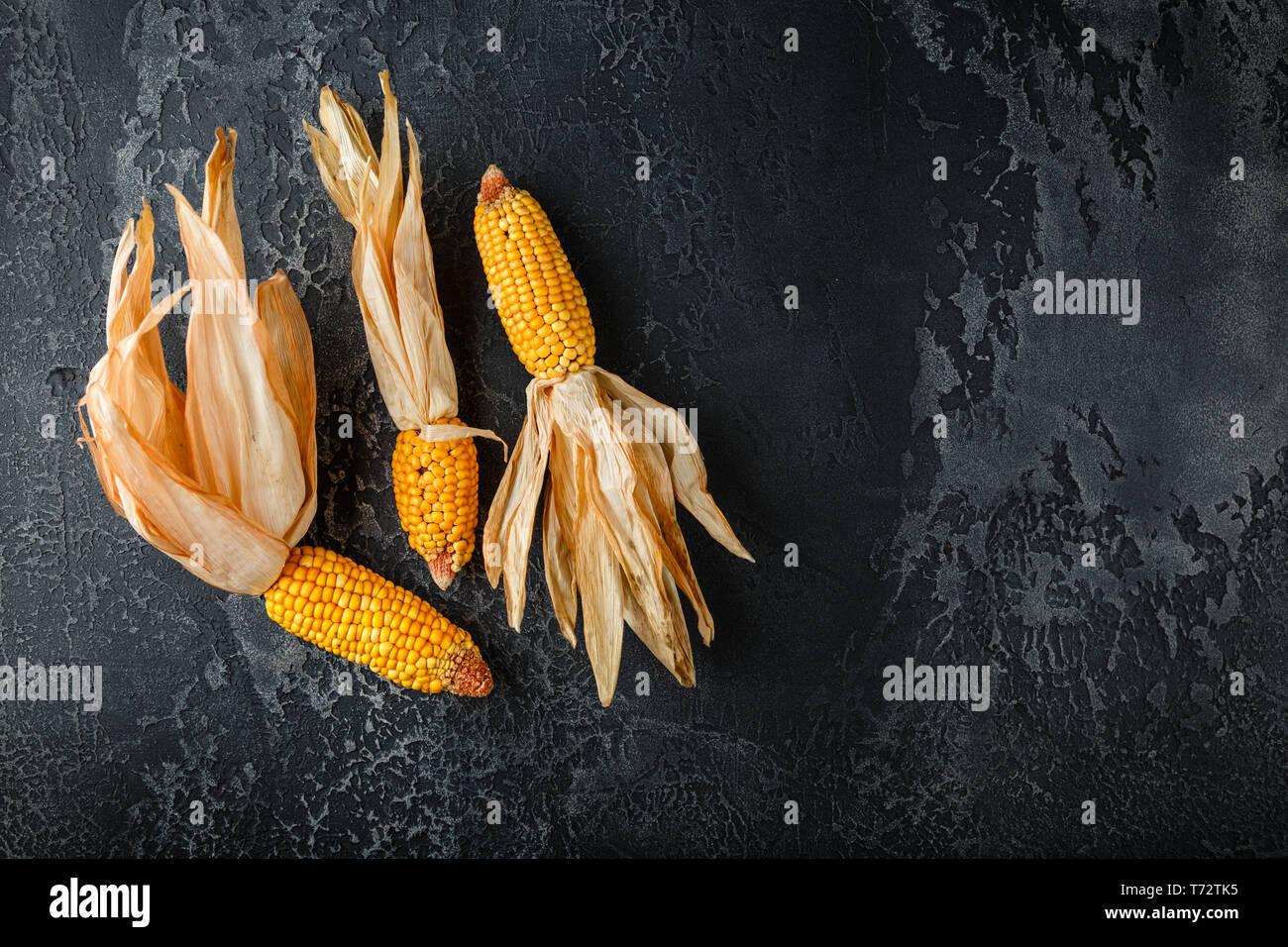 Dried corn crop hi-res stock photography and images - Alamy