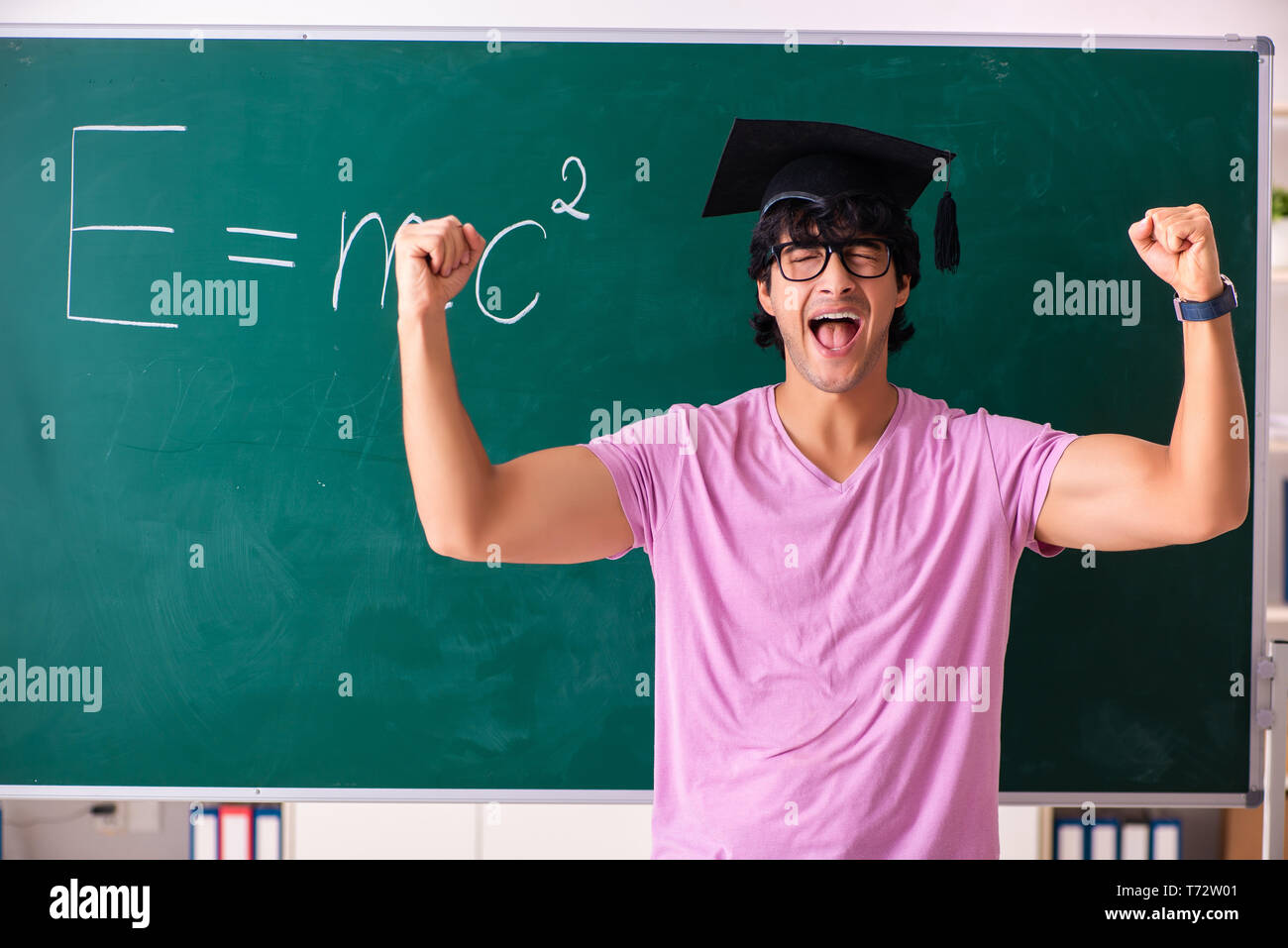 Scientist graduation diploma hi-res stock photography and images - Alamy