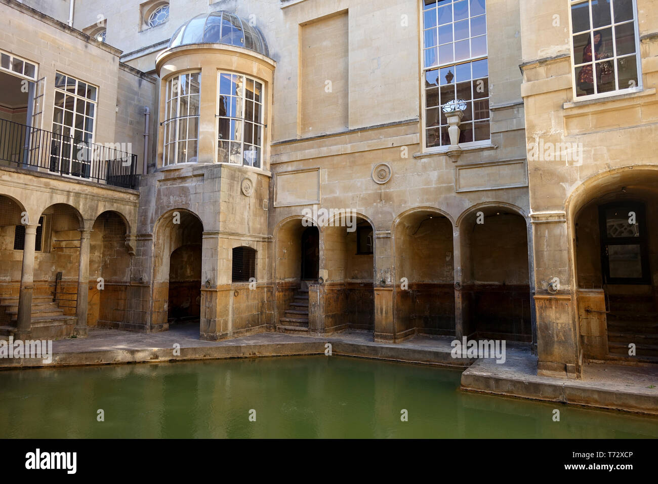 His and her bath hi-res stock photography and images - Alamy
