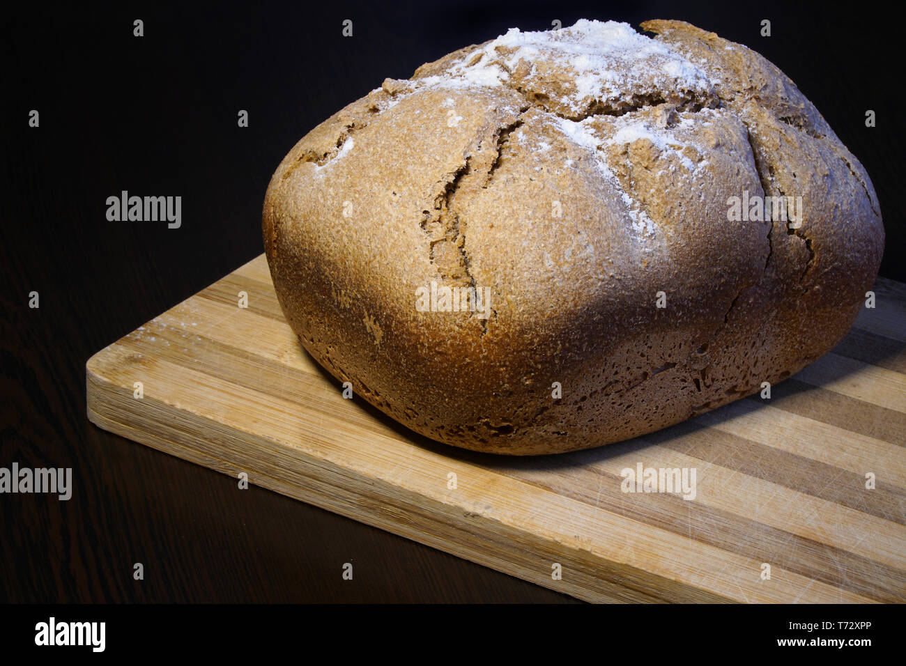 Breadboard hi-res stock photography and images - Alamy