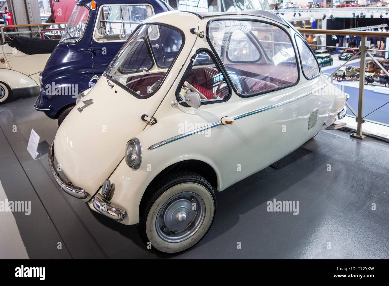 1959 Heinkel T 153 S Kabine, German classic three-wheeled microcar ...