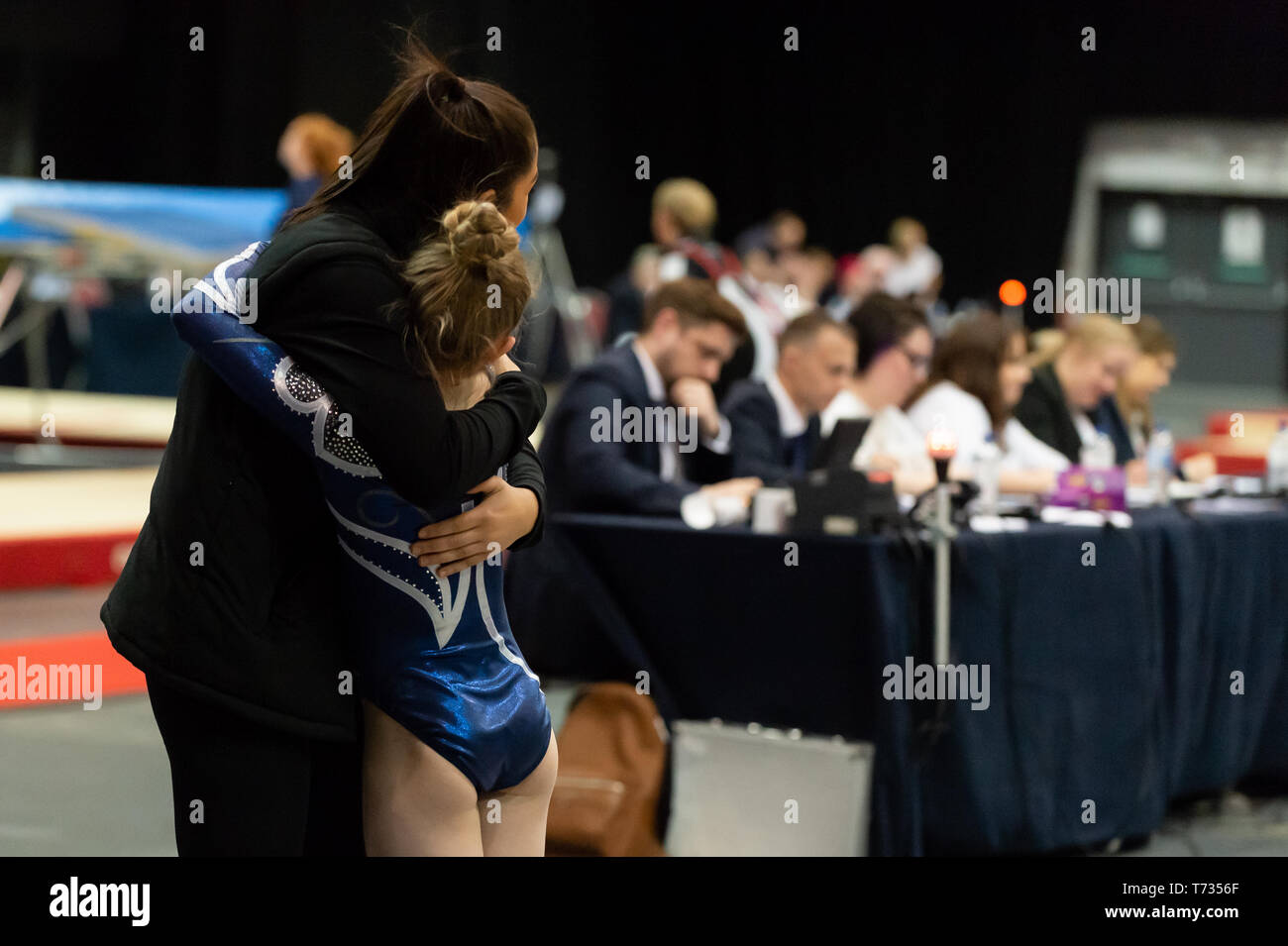 Telford, England, UK. 27 April, 2018. Coach Danielle Lessani (l) with ...