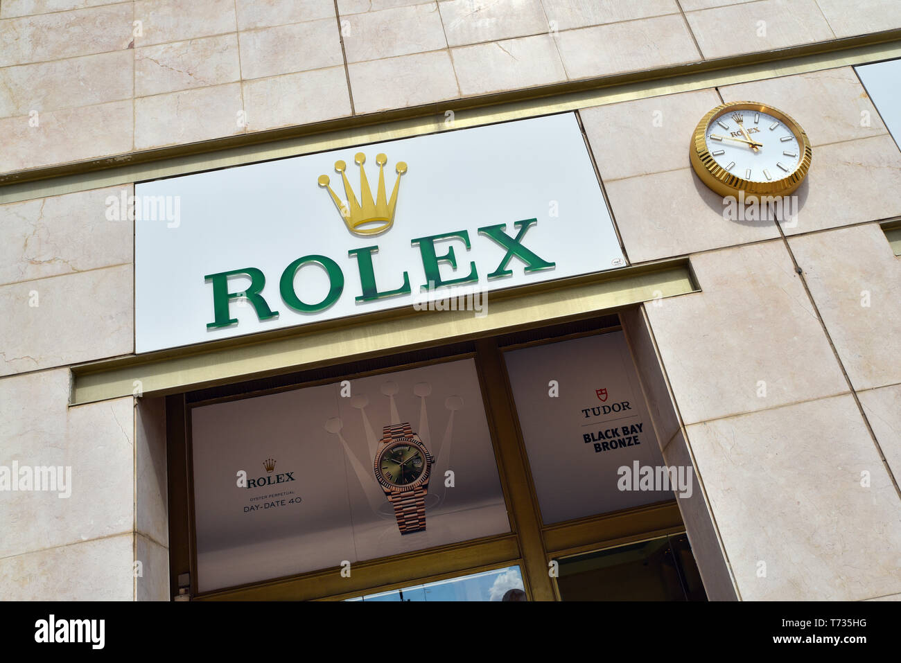 Luxury store shop rolex hi-res stock photography and images - Alamy