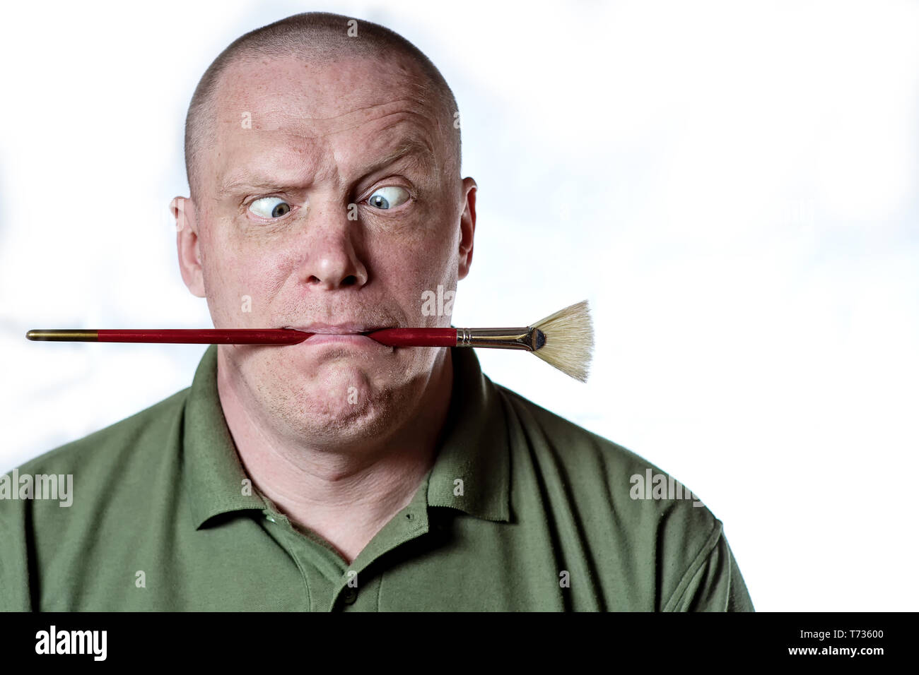 Actor squint hi-res stock photography and images - Alamy