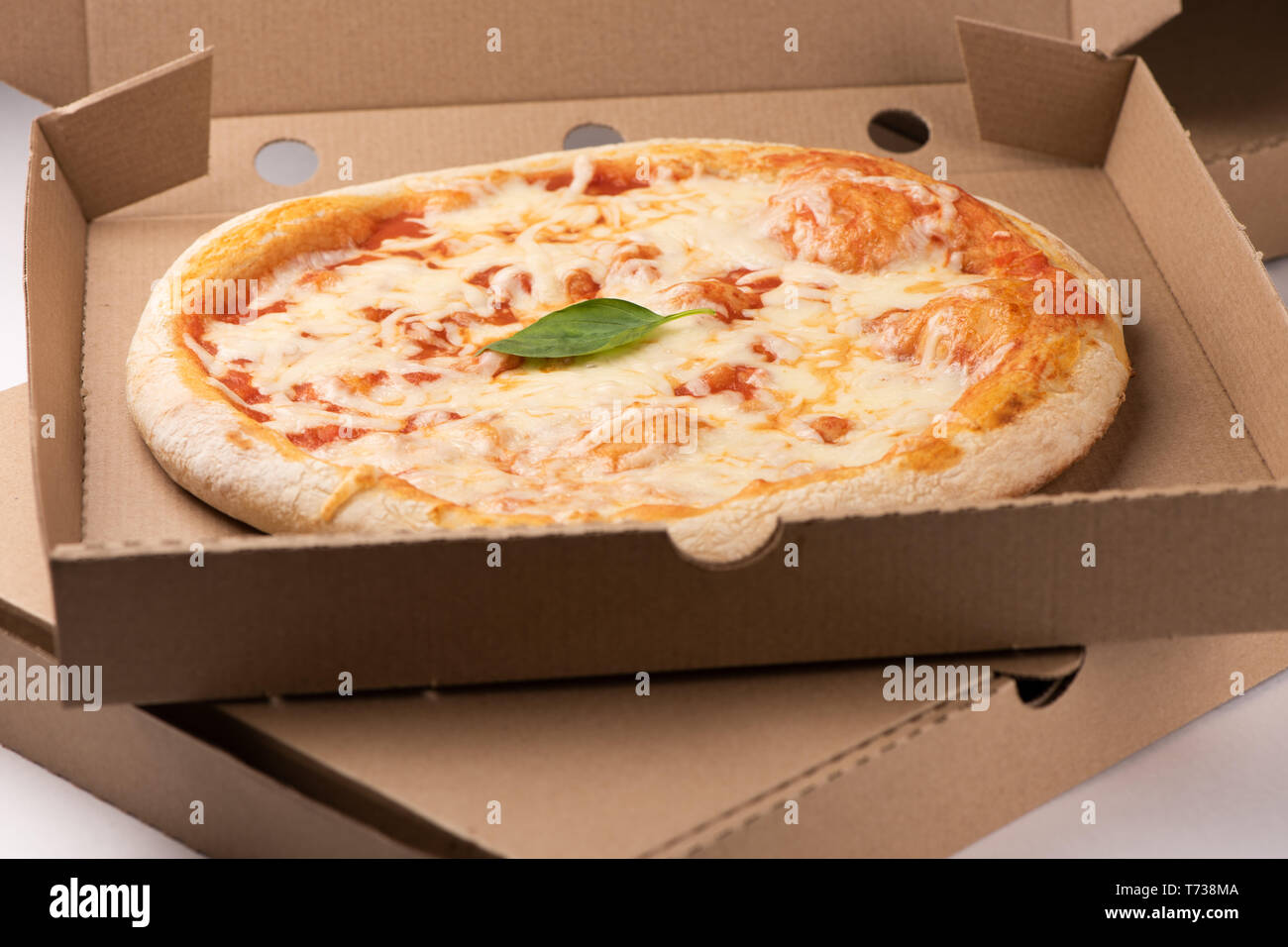 Illustration pizza in box hi-res stock photography and images - Alamy