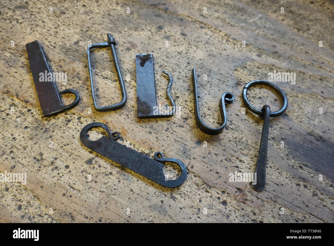 Fire steels hi-res stock photography and images - Alamy