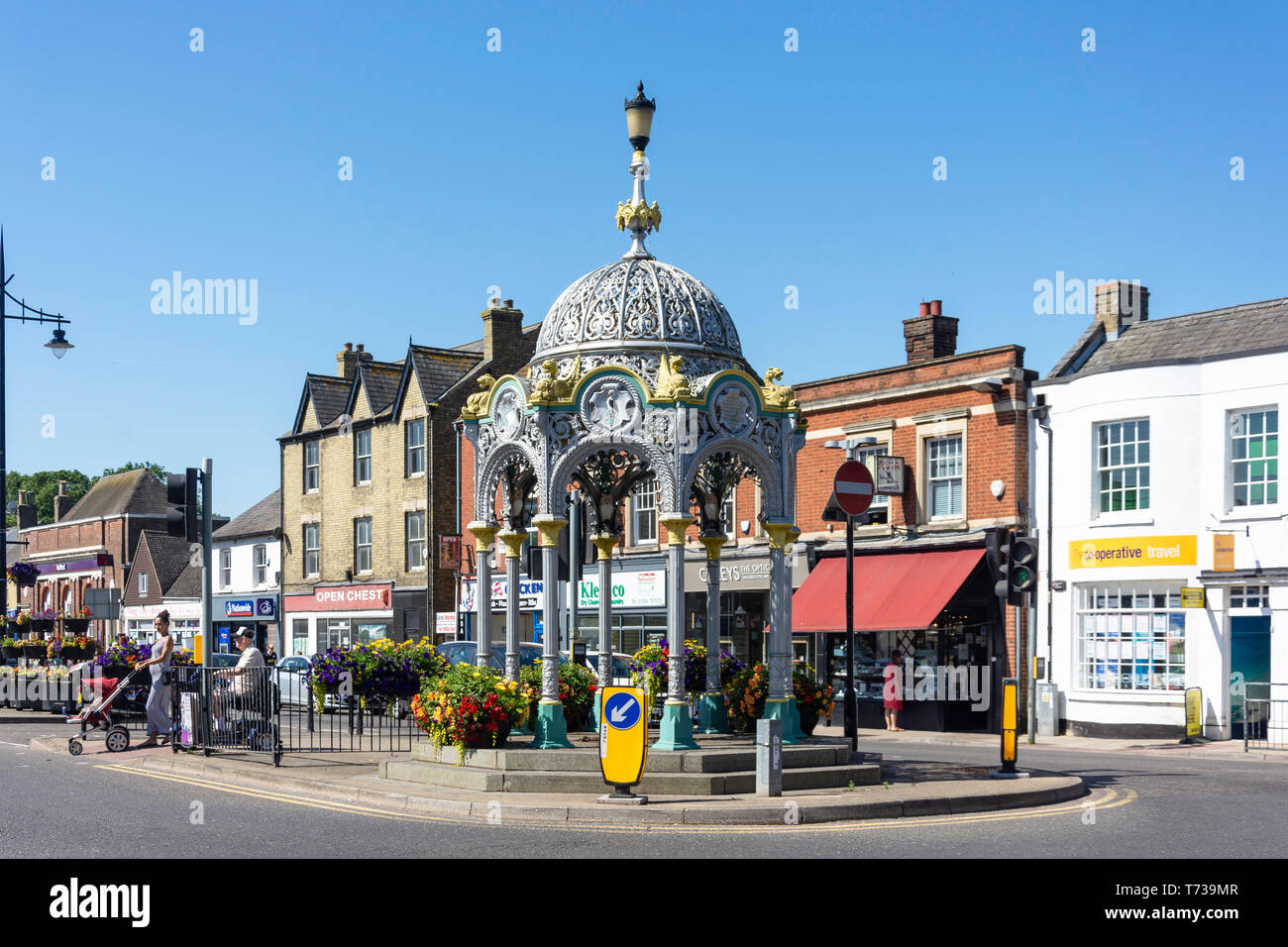 King George V Memorial Fountain in Broad Street, March, Cambridgeshire ...