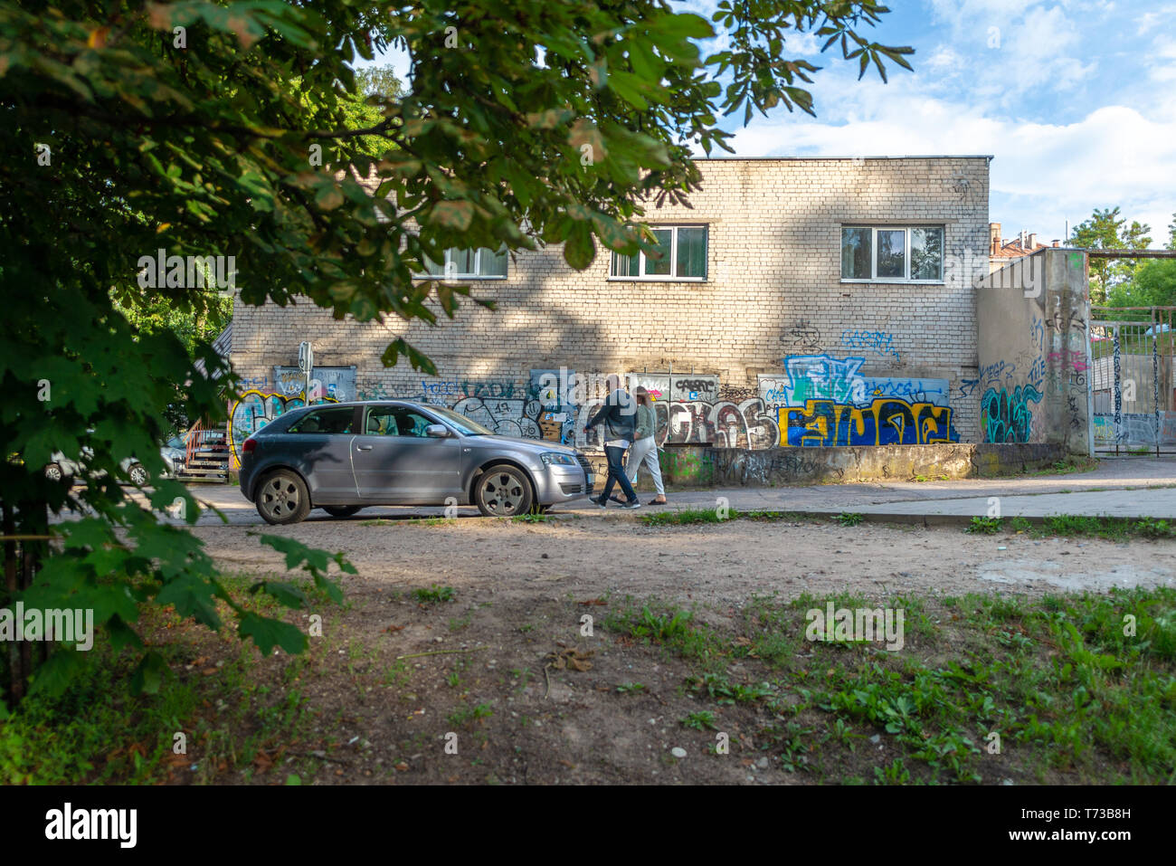 Back alley graffiti hi-res stock photography and images - Alamy