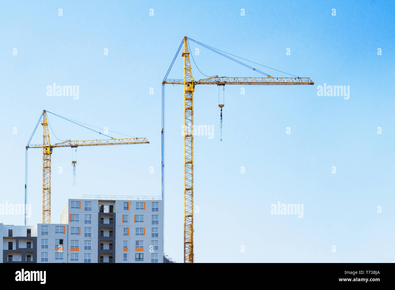 Building under construction on blue hi-res stock photography and images ...