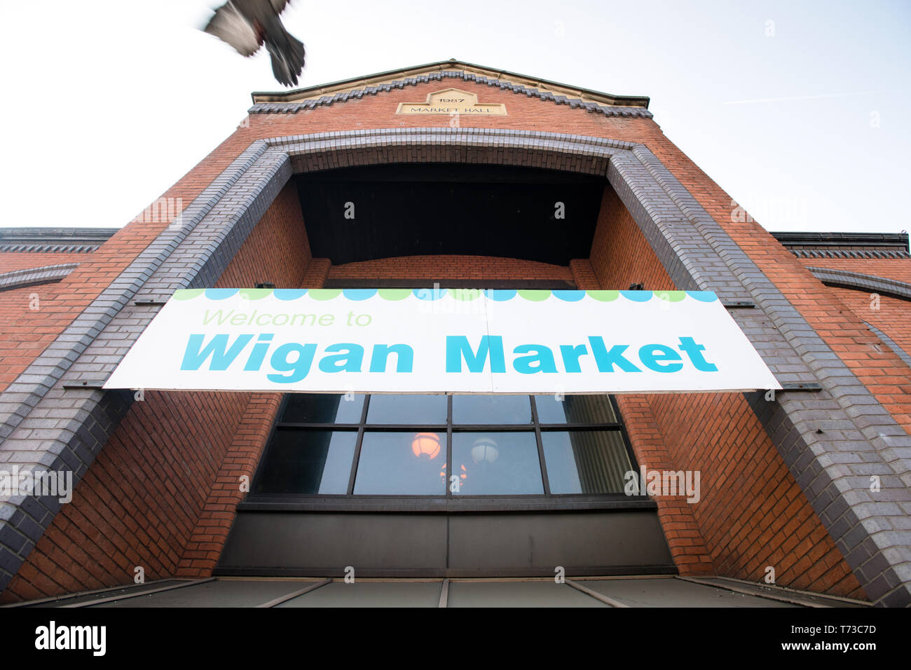 Wigan market hi-res stock photography and images - Alamy