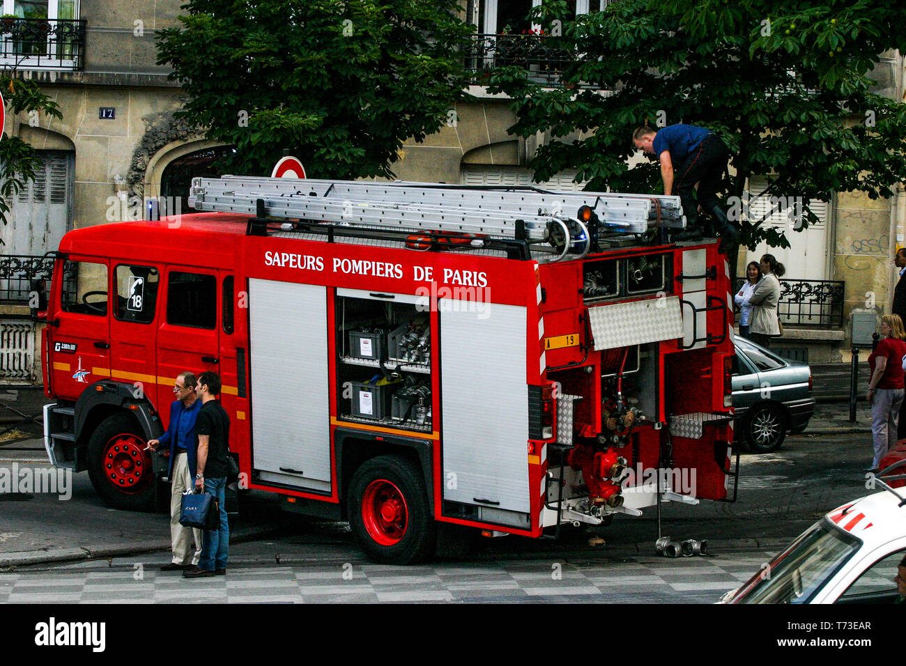 Camion de service hi-res stock photography and images - Alamy