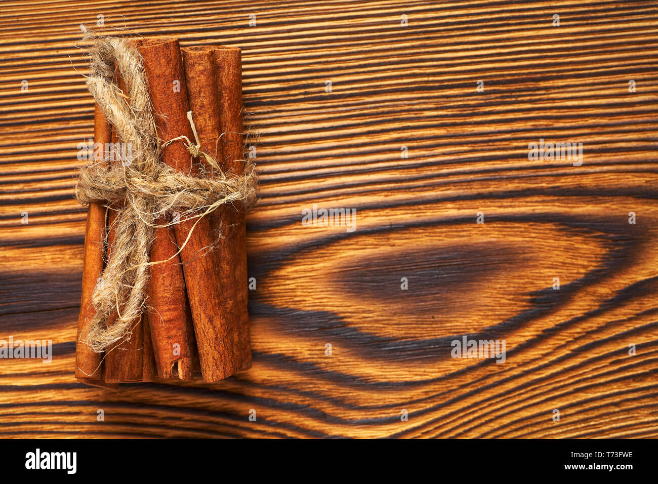 Cinnamon plant sri lanka hi-res stock photography and images - Alamy