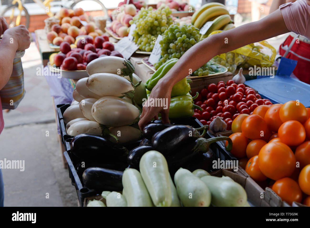 Farmer purchases hi-res stock photography and images - Alamy