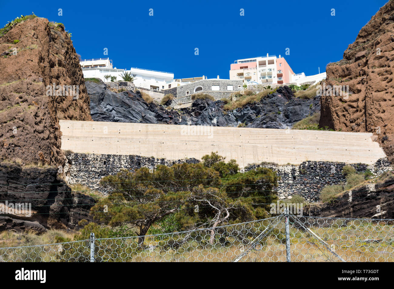 Thira architecture hi-res stock photography and images - Alamy