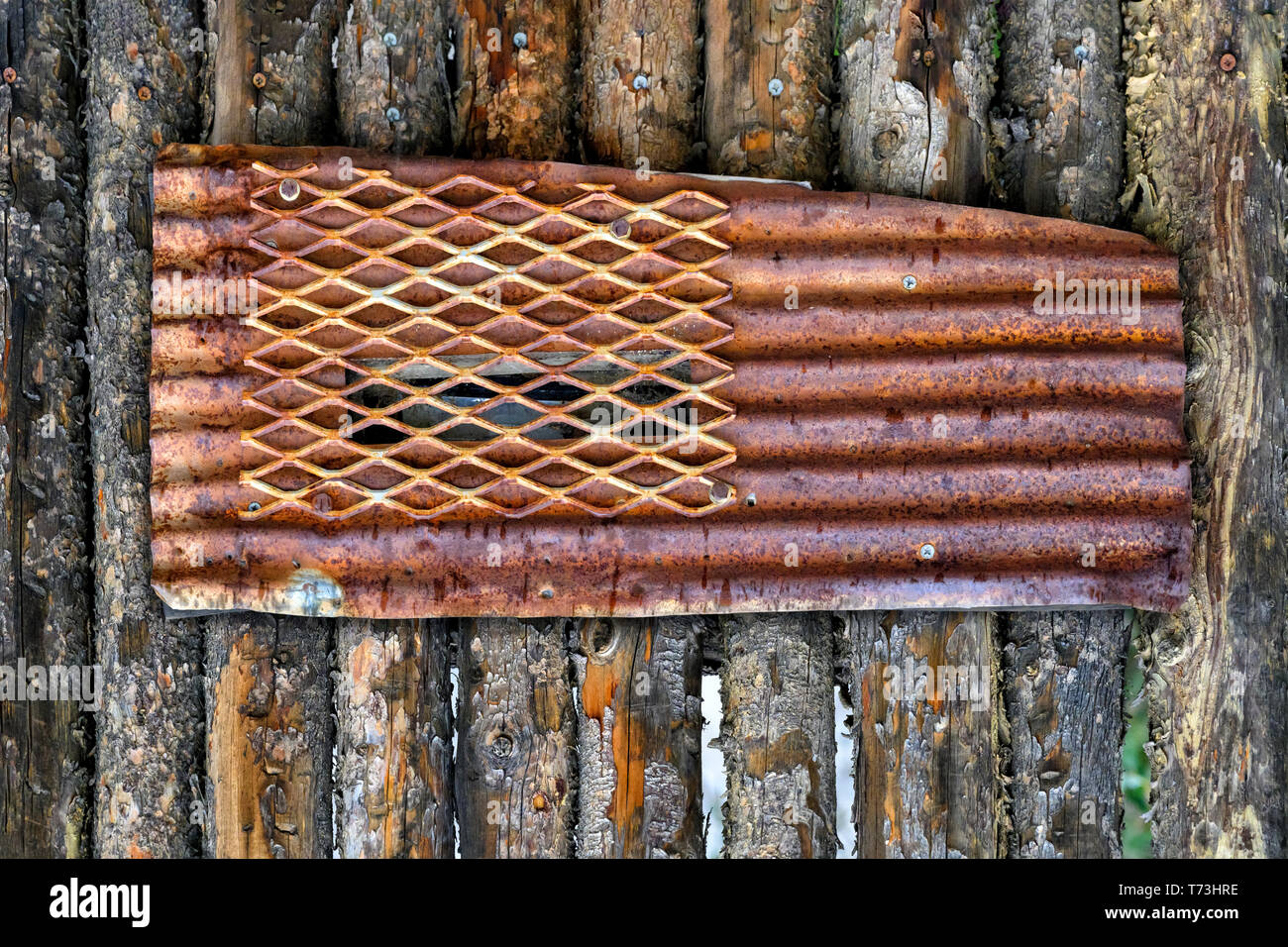 Old worn american flag memorial hi-res stock photography and images - Alamy