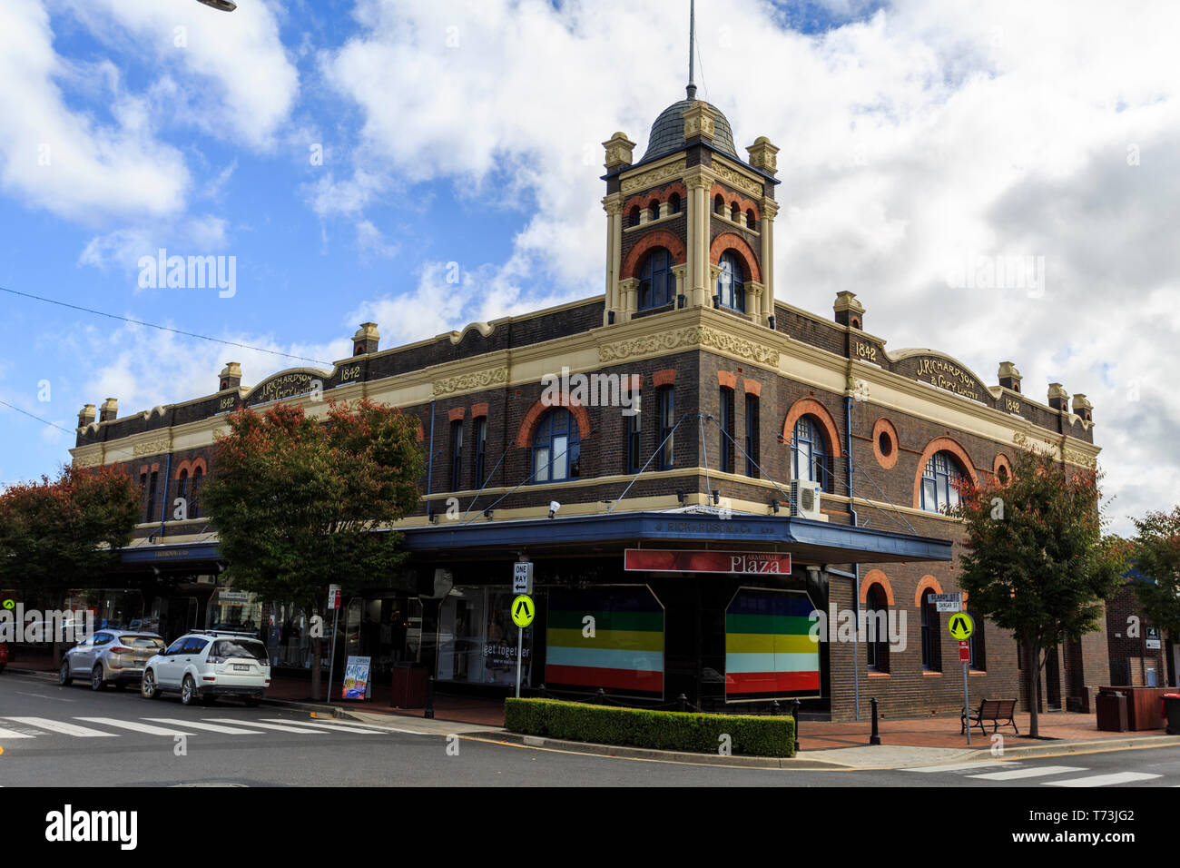 Armidale Nsw Australia : Warrane Road Armidale Nsw Australia Pronounced ...