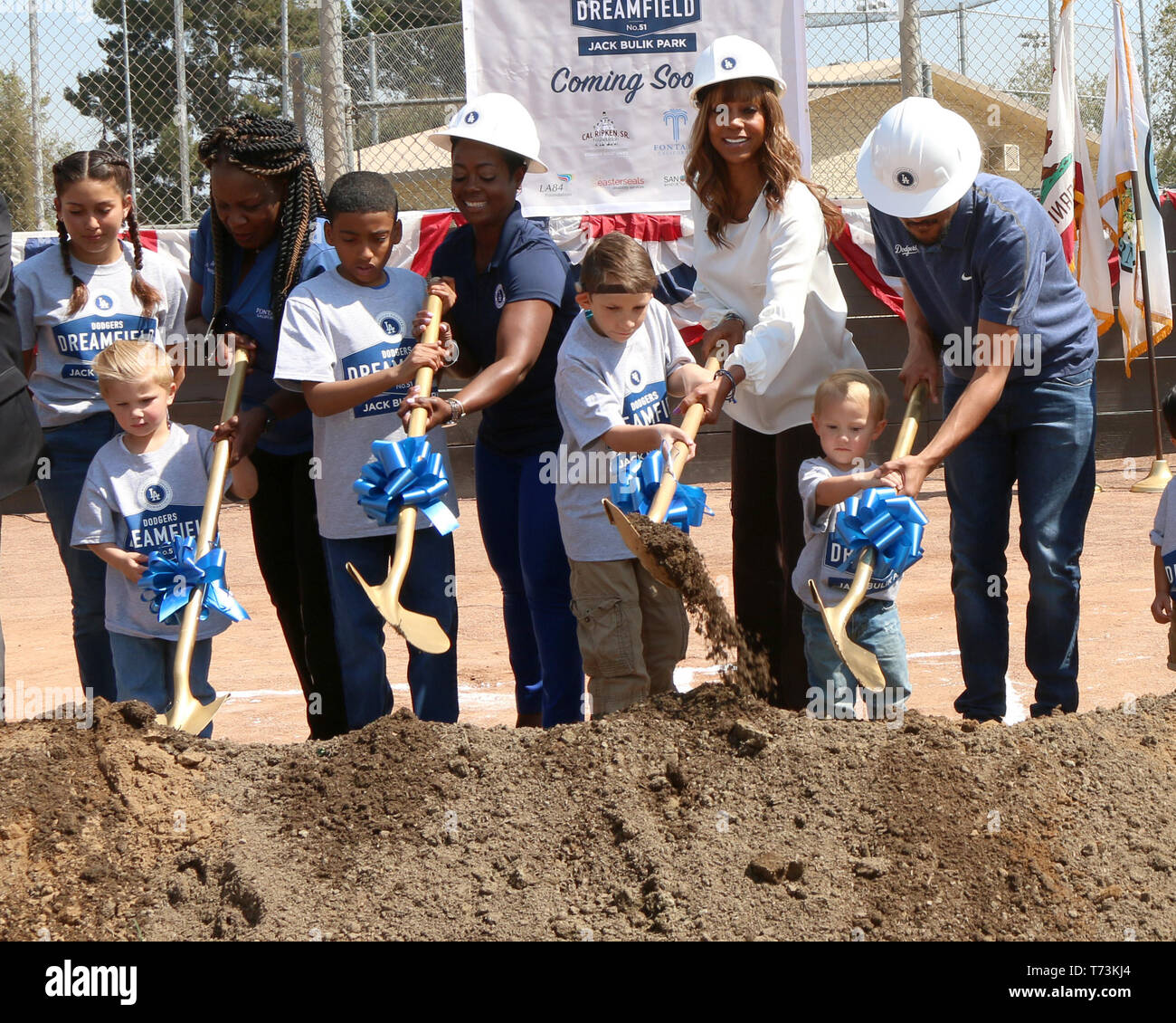 Dodgers Dreamfield 51 Universally Accessible Field Groundbreaking ...