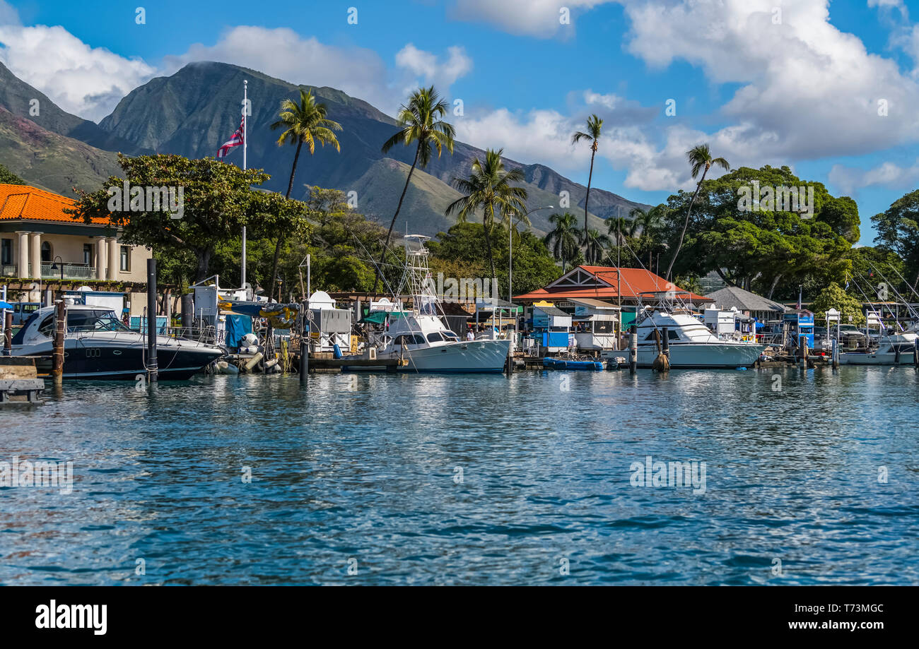 West maui mountains hi-res stock photography and images - Alamy