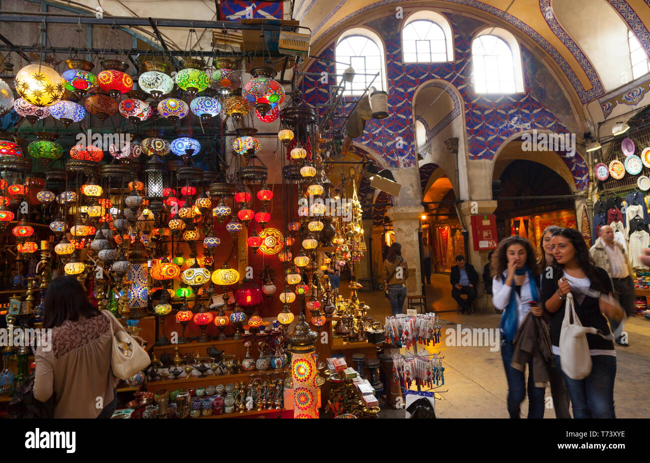 Gran bazar estambul hi-res stock photography and images - Alamy