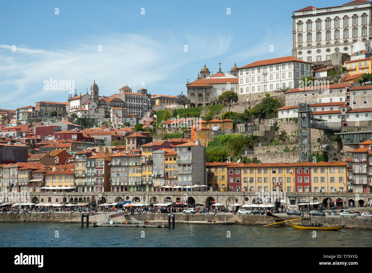 Porto river in Portugal at summer time Stock Photo - Alamy