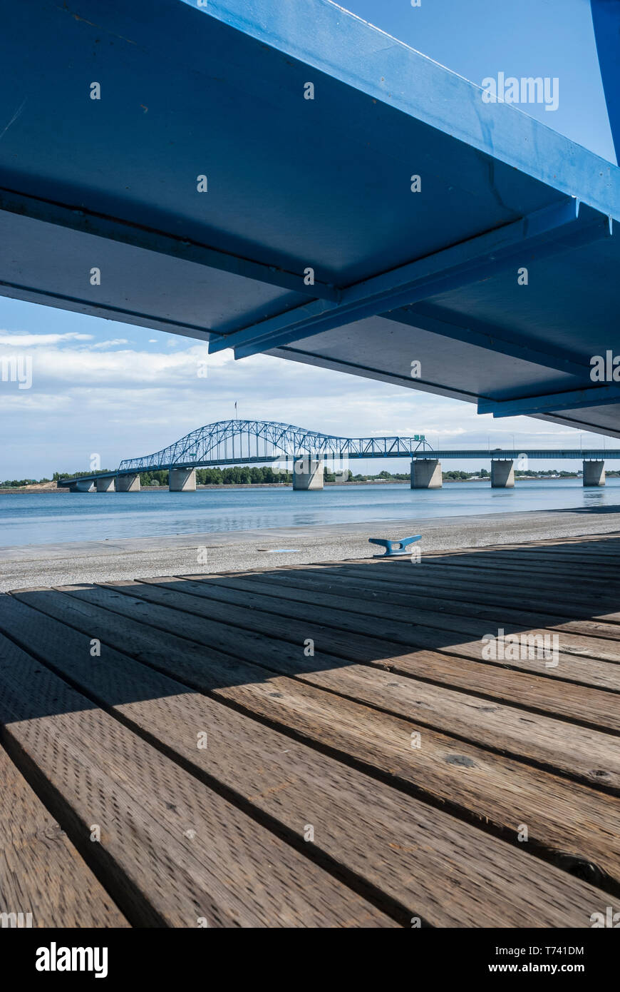 Maritime memorial washington view hi-res stock photography and images ...