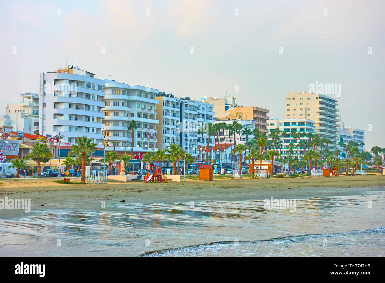 Sea water beach front hi-res stock photography and images - Alamy