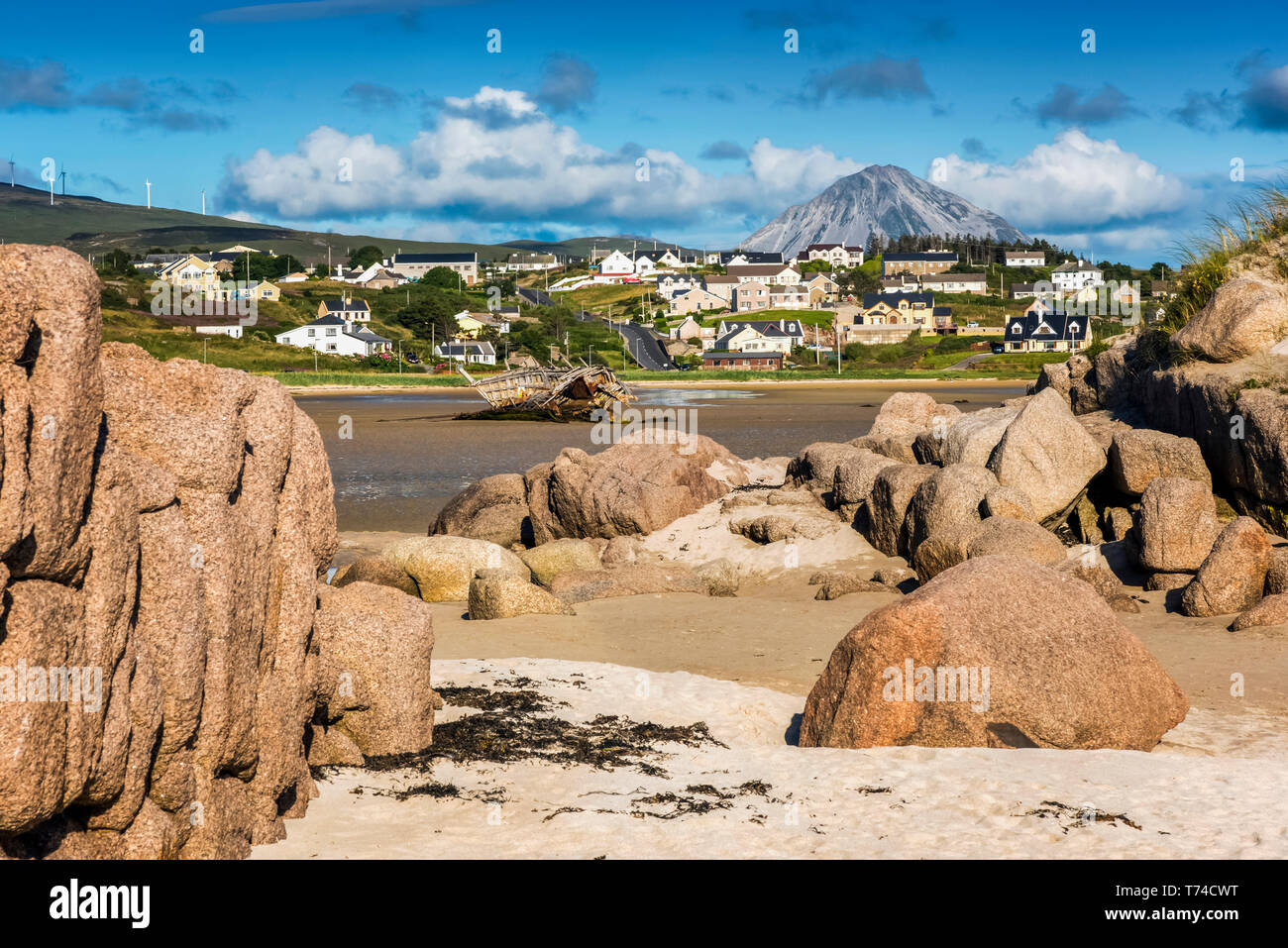 Mount errigal hi-res stock photography and images - Alamy