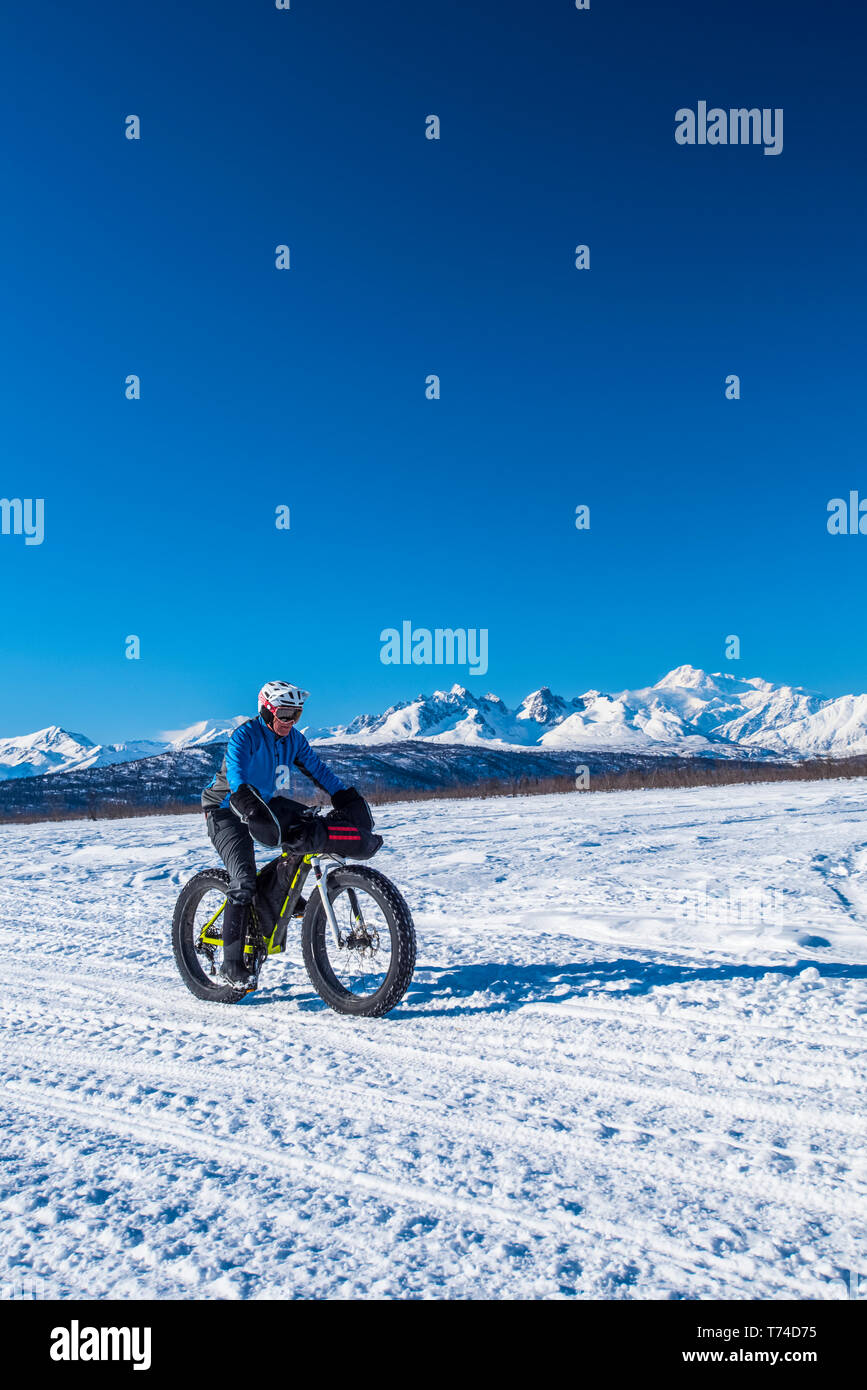 Chulitna bluff trail hi-res stock photography and images - Alamy