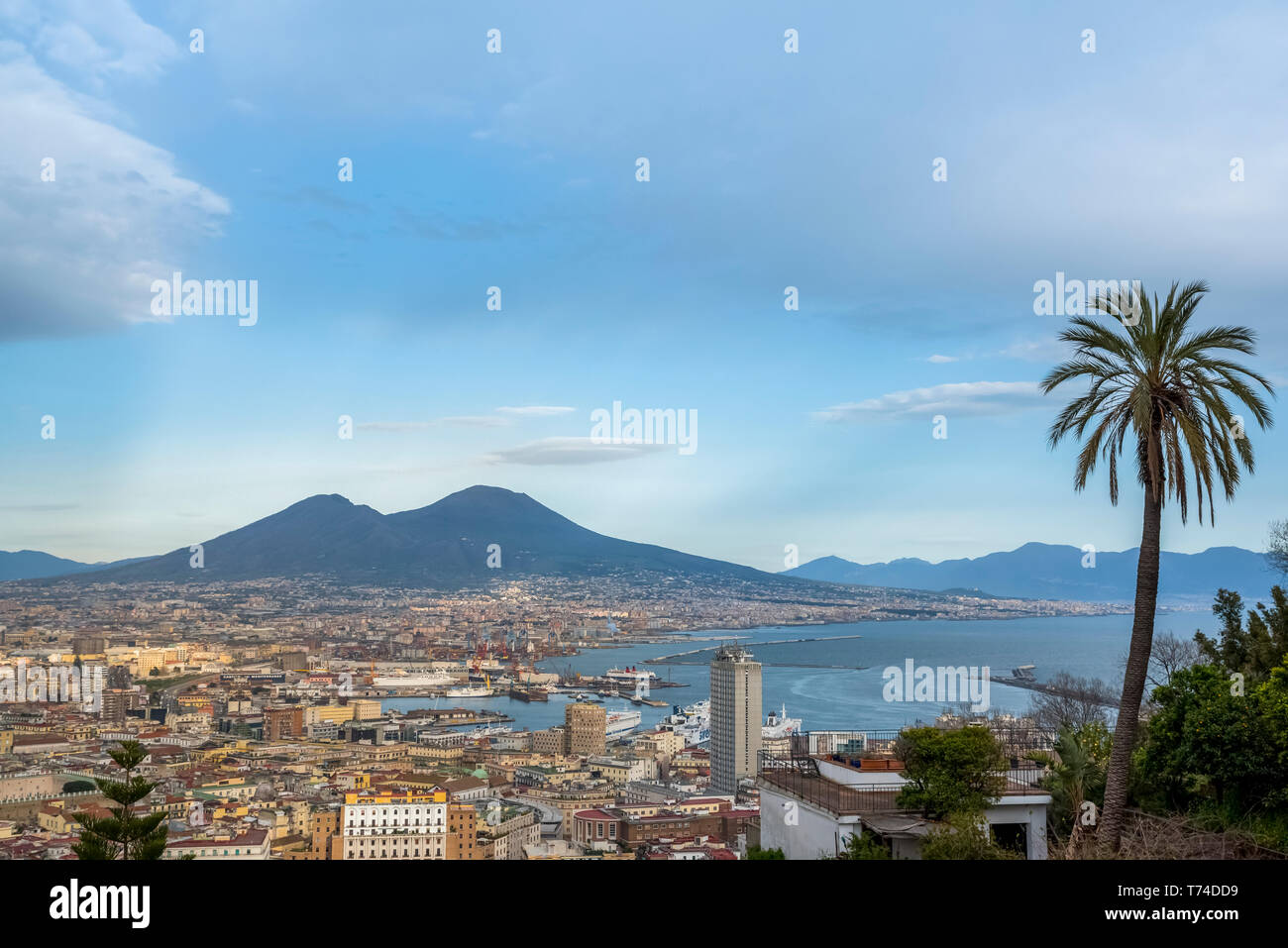 Castel sant’elmo naples italy High Resolution Stock Photography and ...