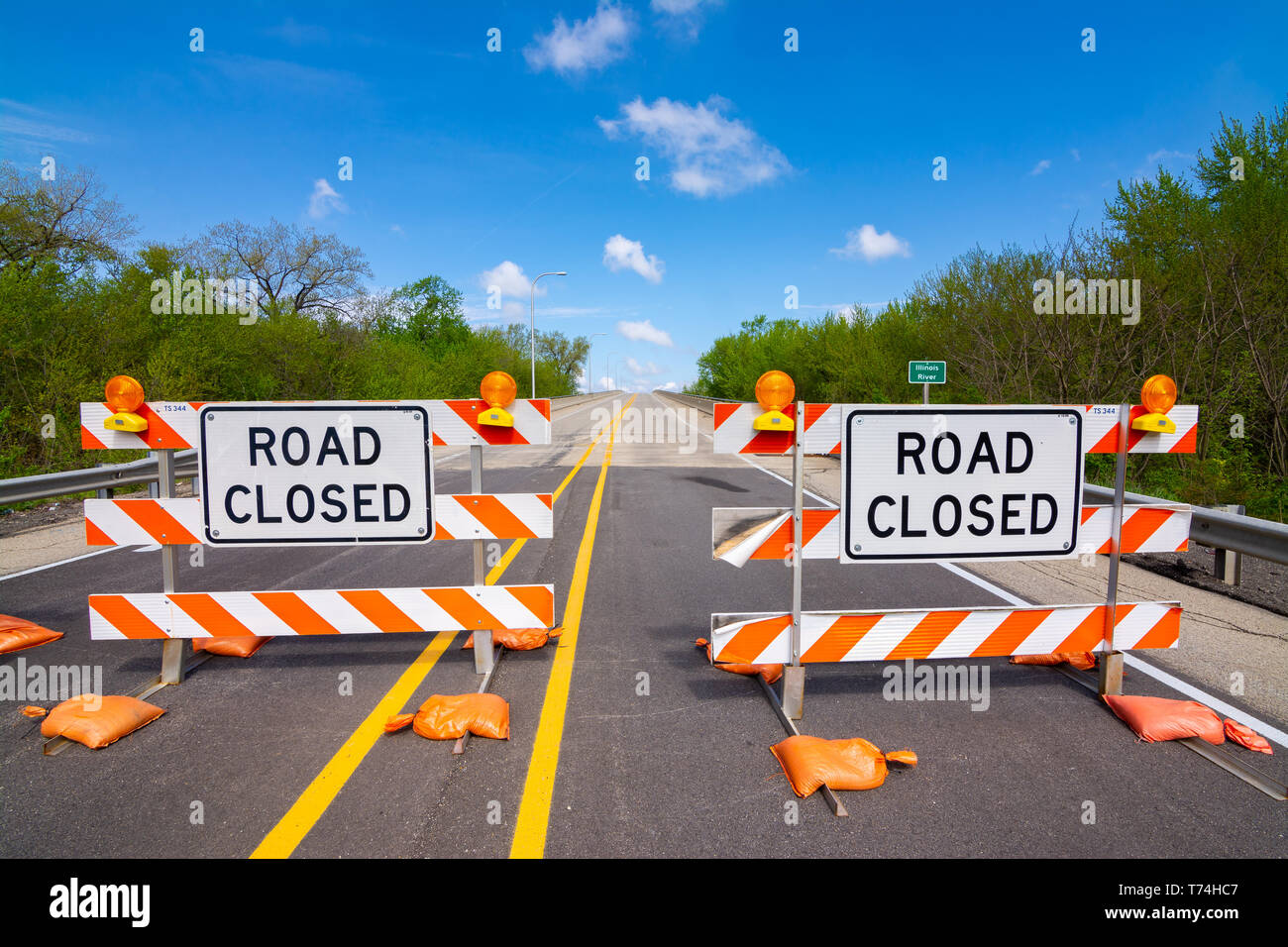 "Road Closed" sign blocking bridge in LaSalle, Illinois Stock Photo - Alamy