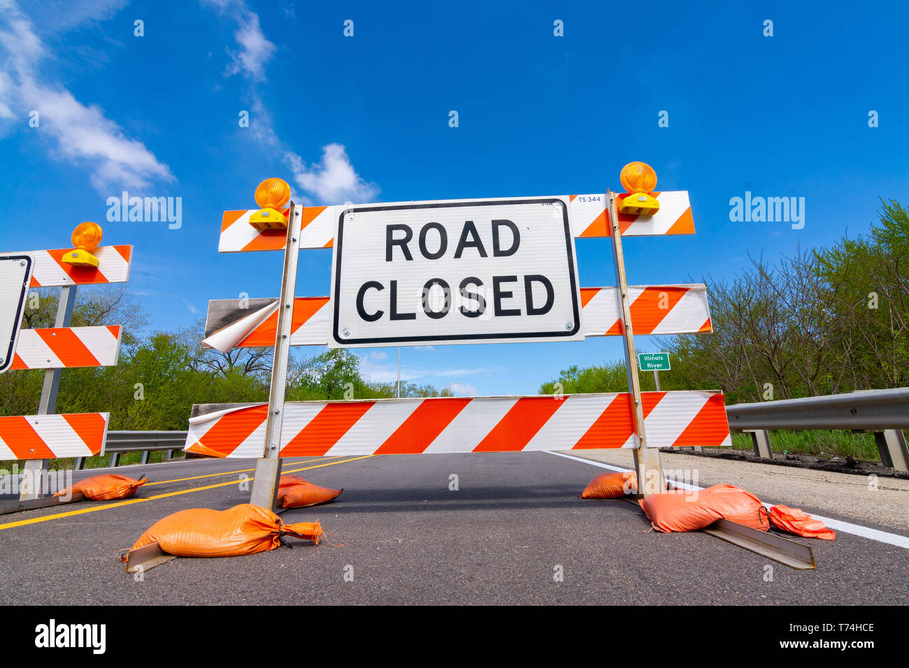 "Road Closed" sign blocking bridge in LaSalle, Illinois Stock Photo - Alamy