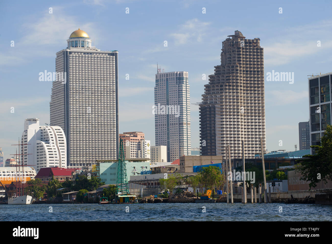 Sathorn unique tower hi-res stock photography and images - Alamy