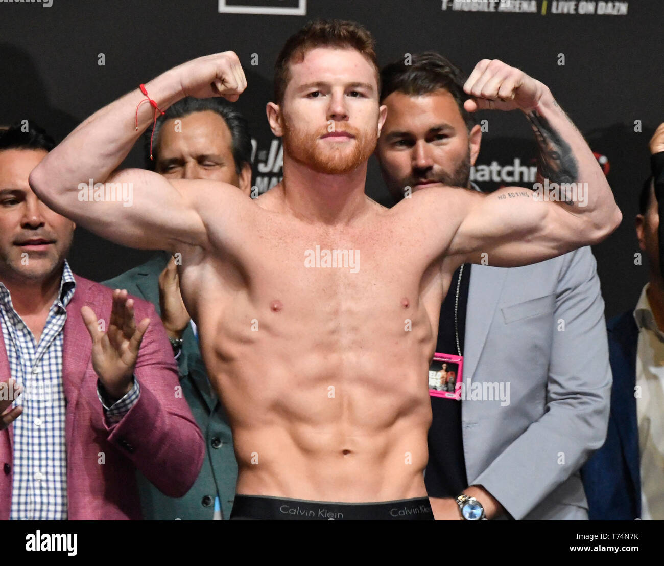 Canelo alvarez hi-res stock photography and images - Alamy